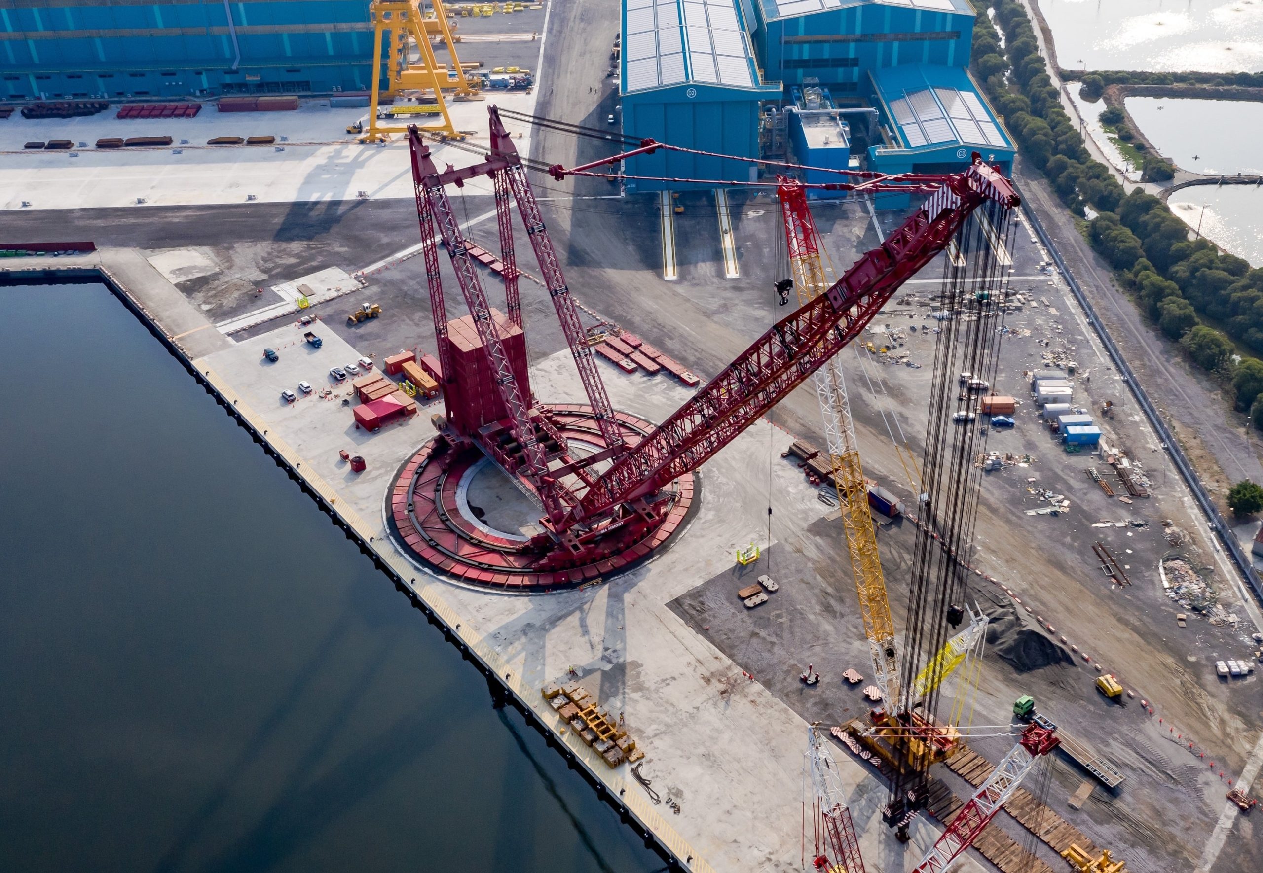 Mammoet and Verton Team Up - UK Construction Online