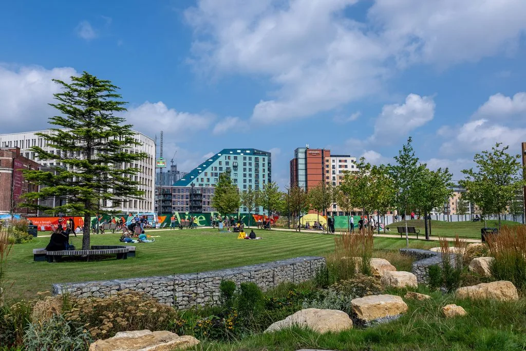 How Leeds built an 8-acre park in the heart of the city - UK ...