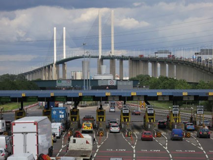 Verifying Queen Elizabeth II Bridge - UK Construction Online